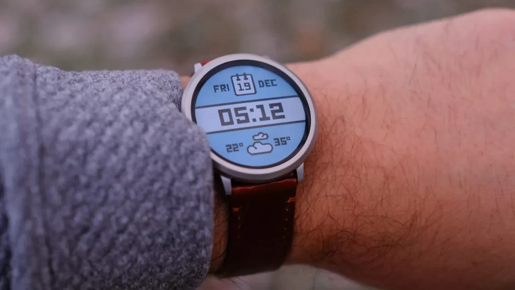 Pebble Round 2 正式登场，修复了原版产品最大的不足 - 智软网